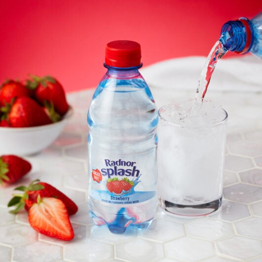 Radnor Splash Sparkling Strawberry - Buy Online from Radnor Hills